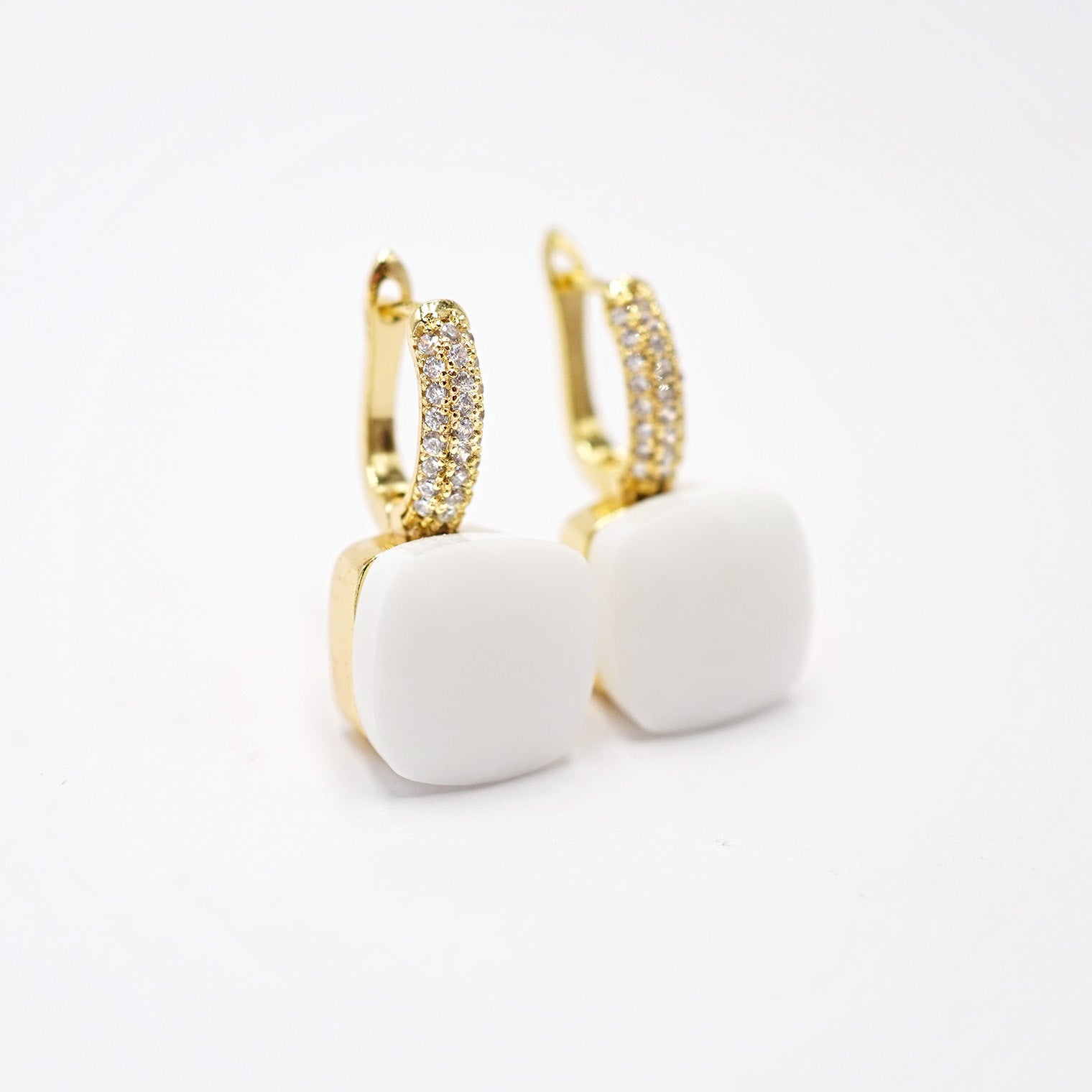 Dabīgo akmeņu auskari - Rotas: lieliska dāvana sievietei – Secret Stones